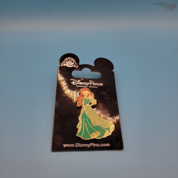 Disney | Jewelry | Brand New Disney Parks Princess Pin | Poshmark